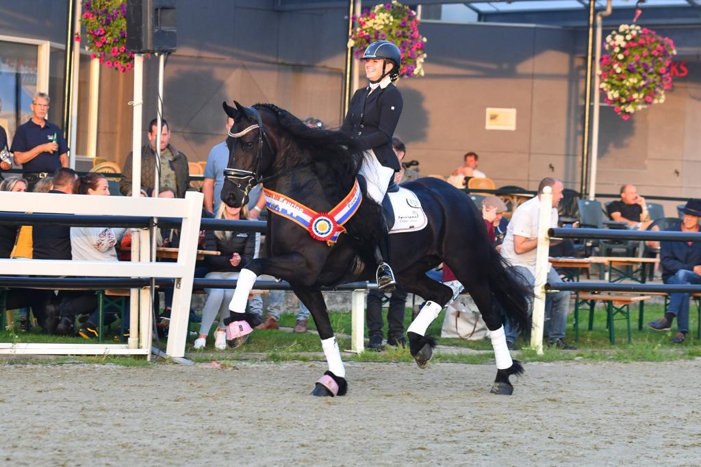 Harmina over Xenia S.B.: ‘Stoer, talentvol en leergierig’ - KFPS