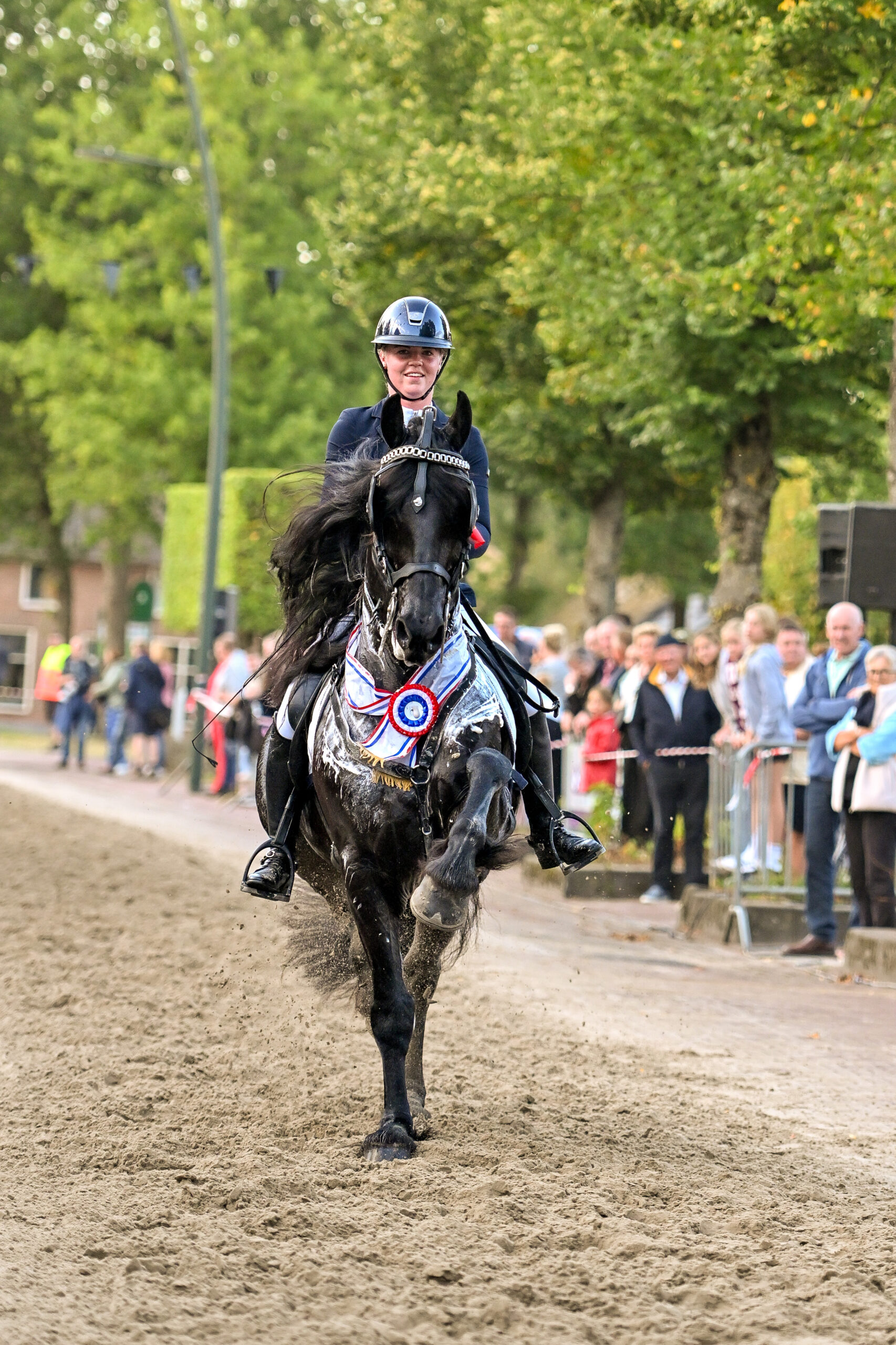 Lisa Minkema en Rob Landweer winnen de eresjerpen - KFPS