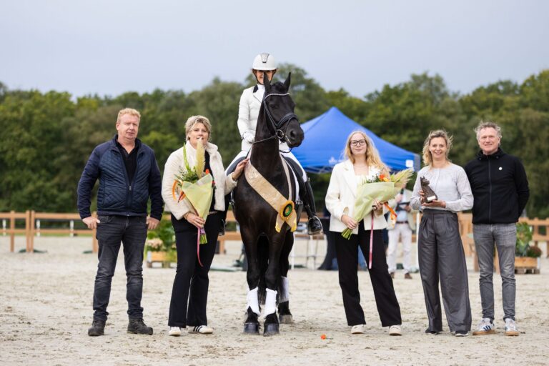 Fryso Florian dressuur 6-jarigen: Jolise Birthe en Jibbe kampioen *met ...
